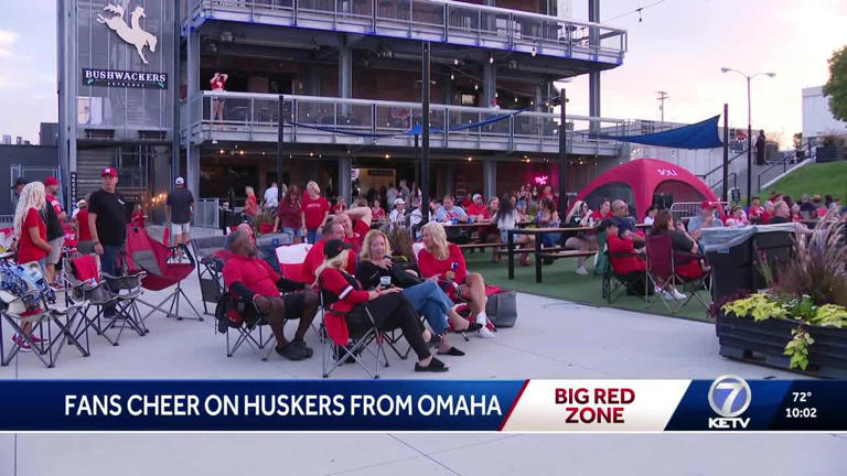 Huskers fans cheer on Nebraska from Omaha