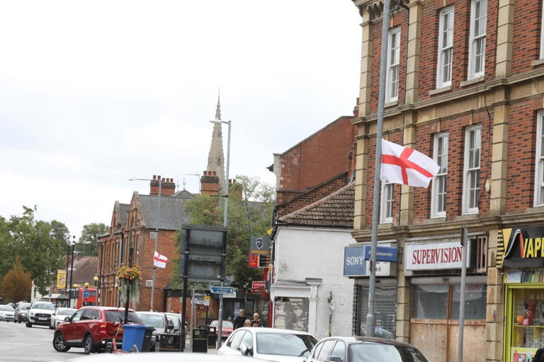 Kettering friends vow to keep flags flying in home town to make it ...