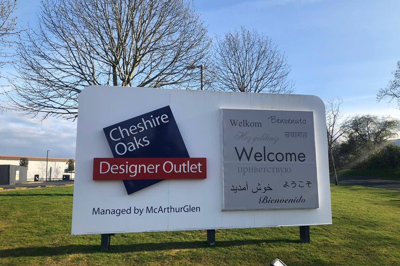Cheshire Oaks Sunday opening hours extended - list of stores