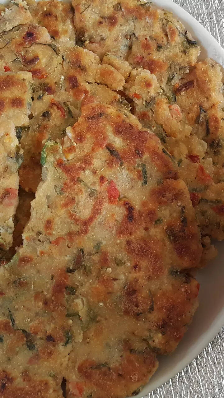 How to make Sooji Masala Roti for lunch