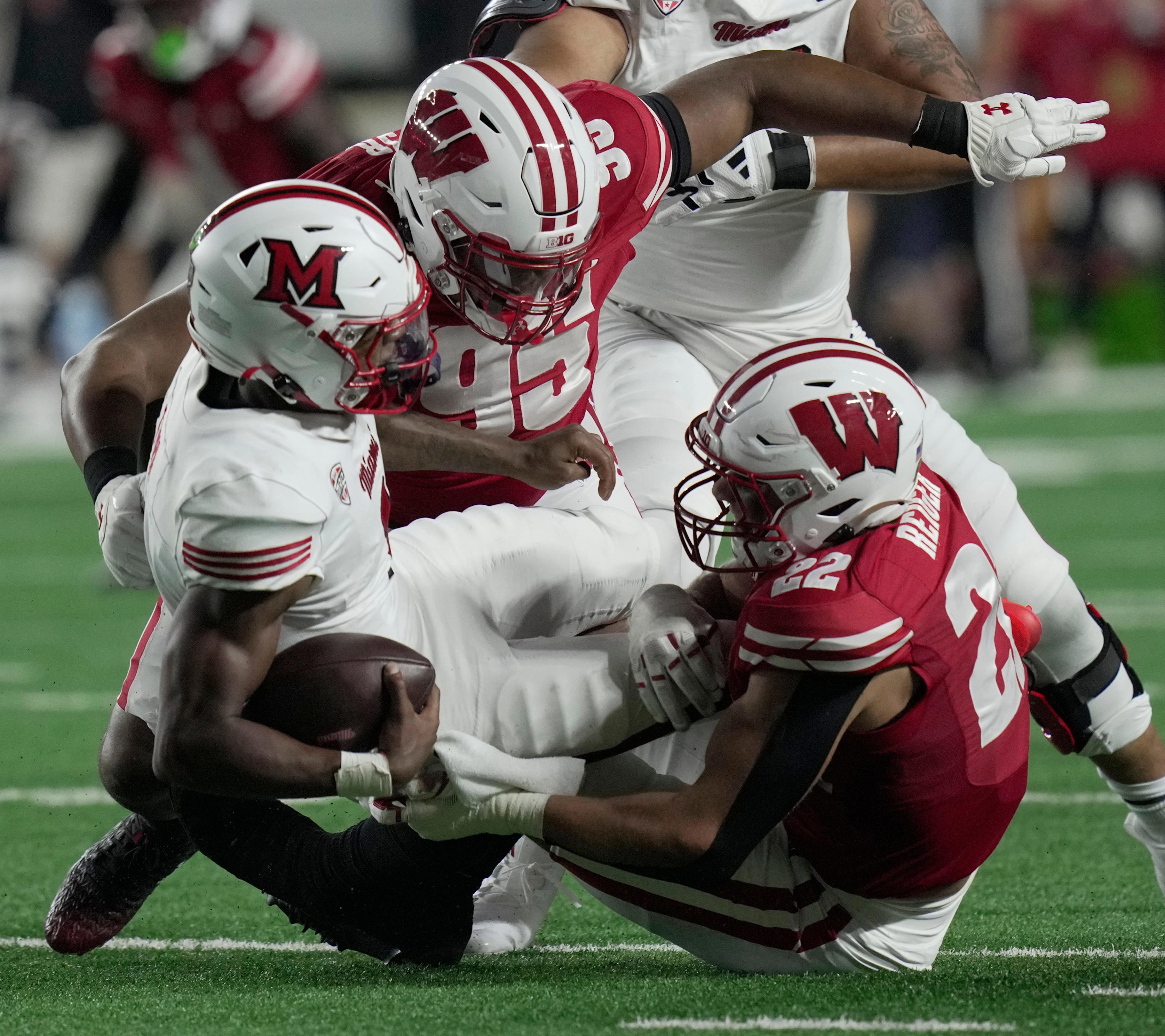 Wisconsin football depth chart for Game 2 vs. Middle Tennessee on Sept ...