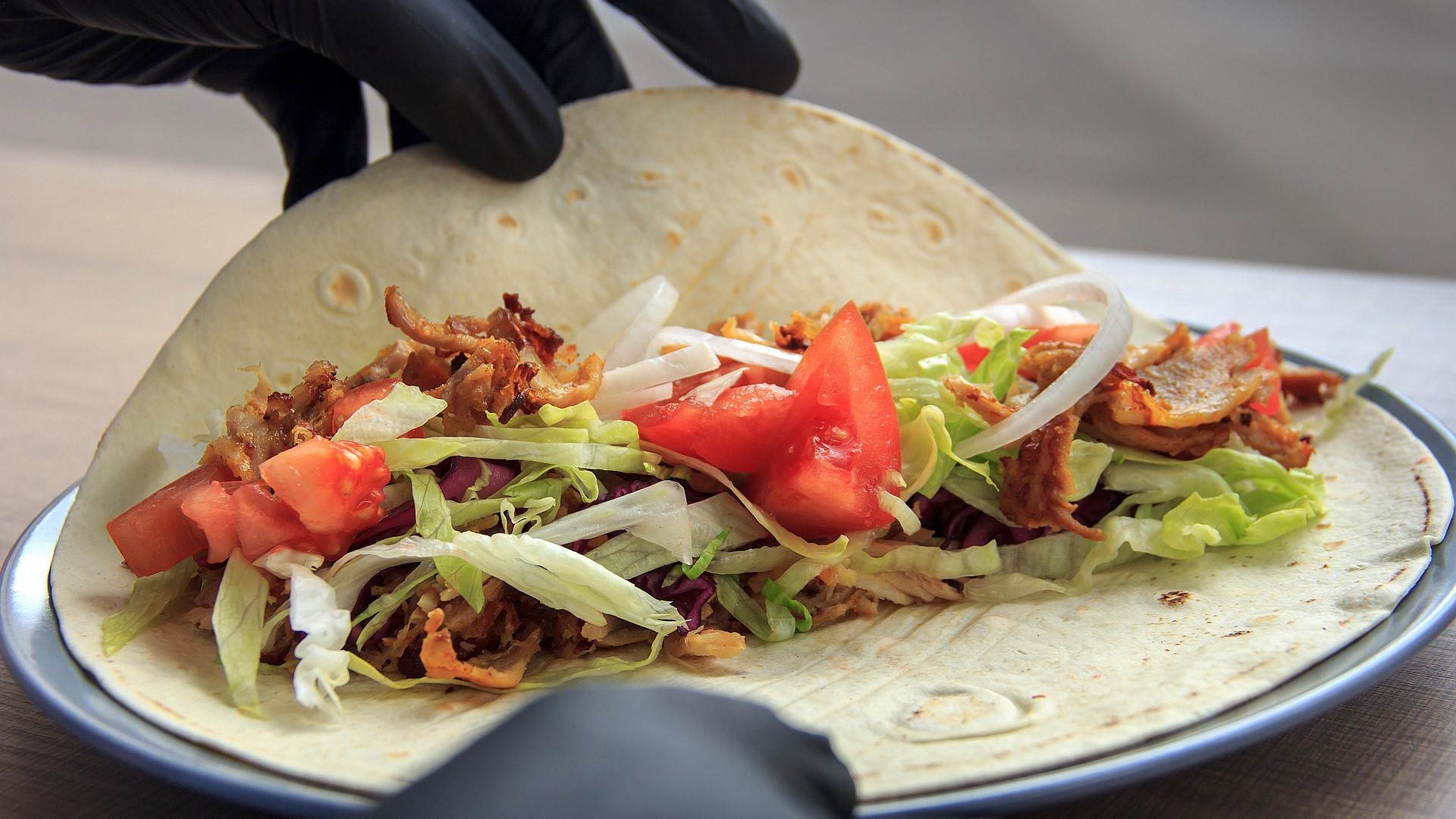 Woman Finds “Human Body Part” in Chicken Wrap