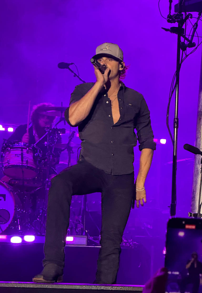 'He's the next Morgan Wallen.' Tucker Wetmore excites crowd at Stark ...