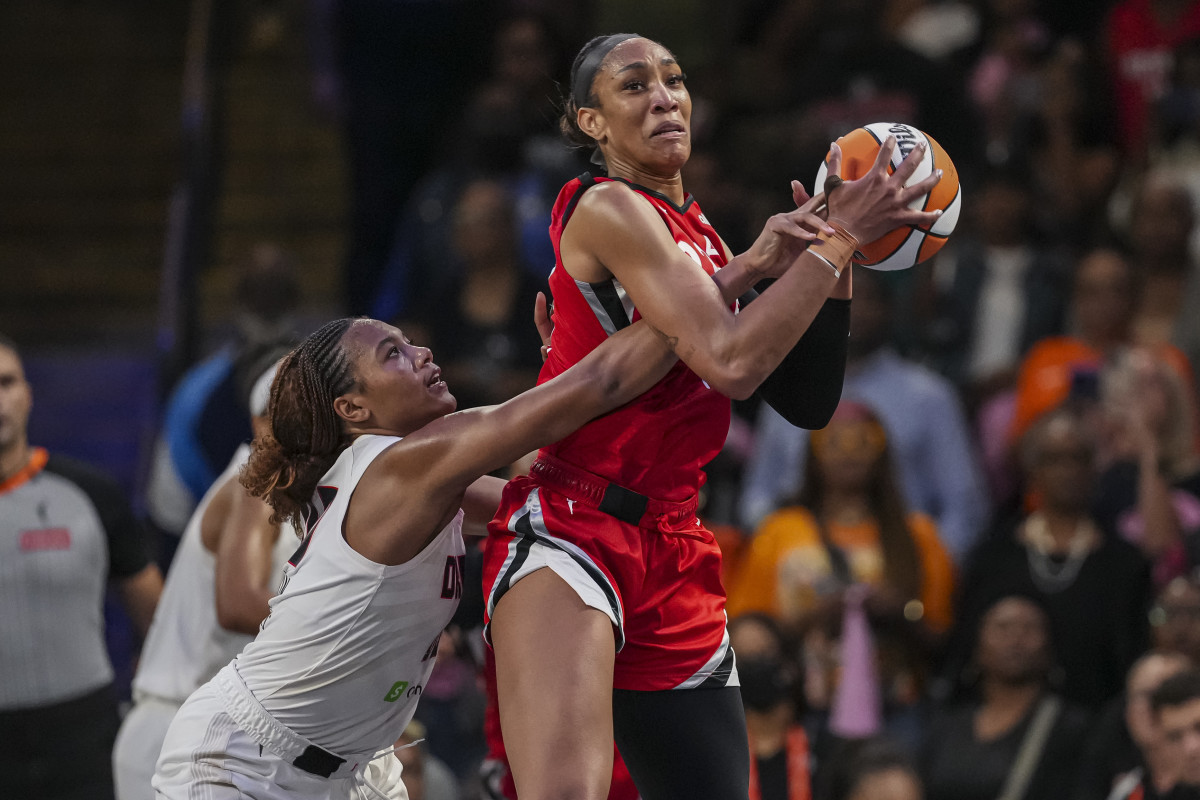 A'ja Wilson Makes WNBA History Against Brittney Griner's Atlanta Dream