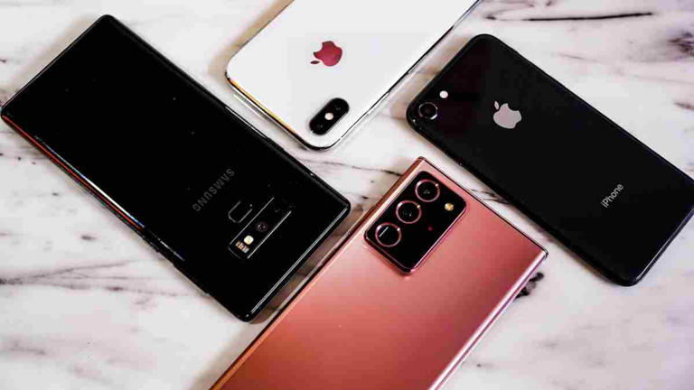 Smartphone Market Rebound in 2025: Apple's iPhone Growth & GenAI ...