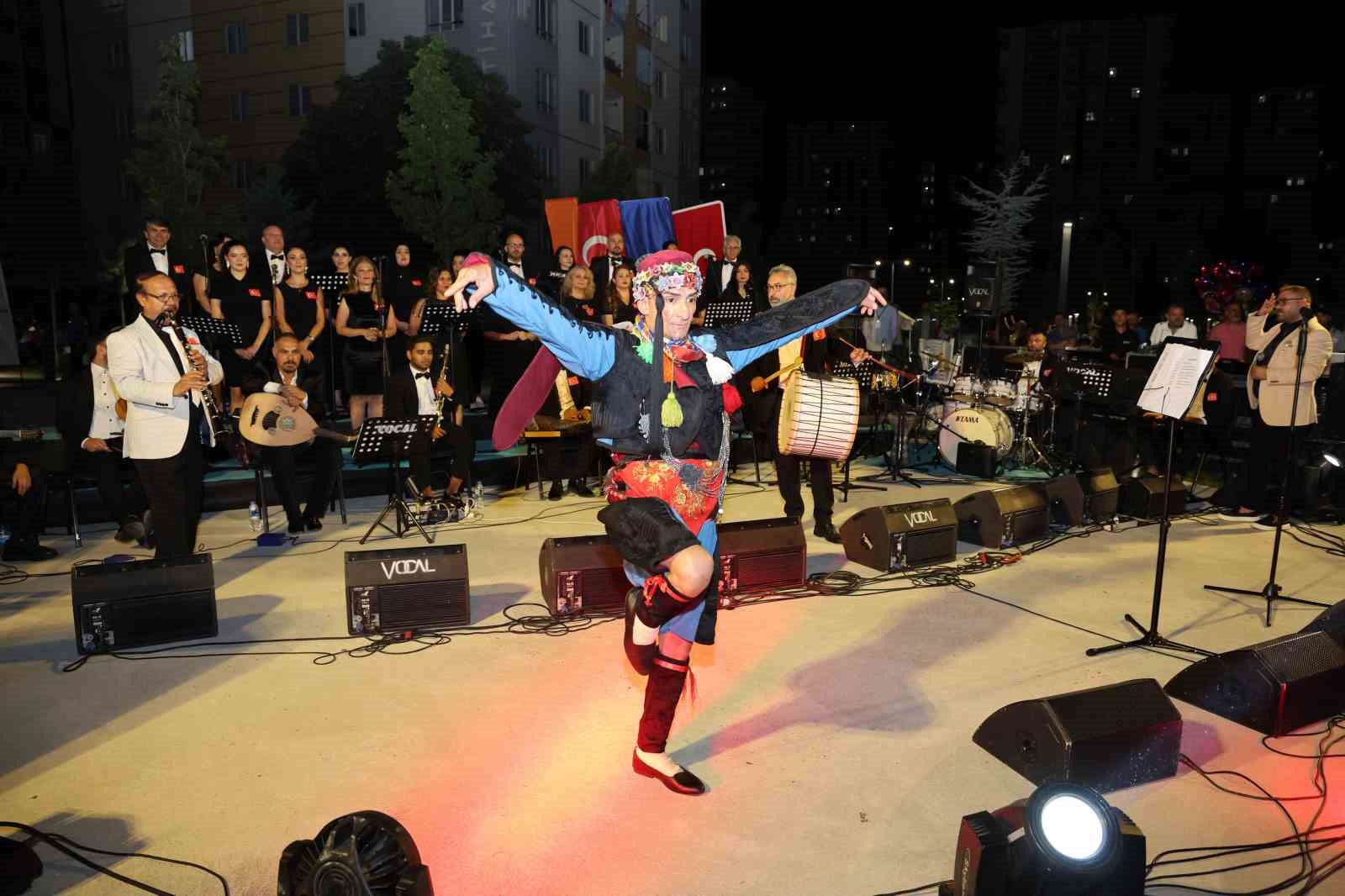 Talas’ta zafer coşkusu sanat müziği konseriyle zirve yaptı