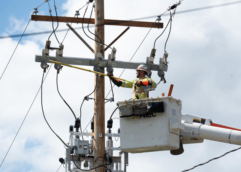 Power out from wind, ice? How to report outages, check restoration