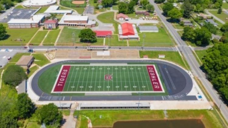 Tuscumbia officials urge halt of shared locker room fight video