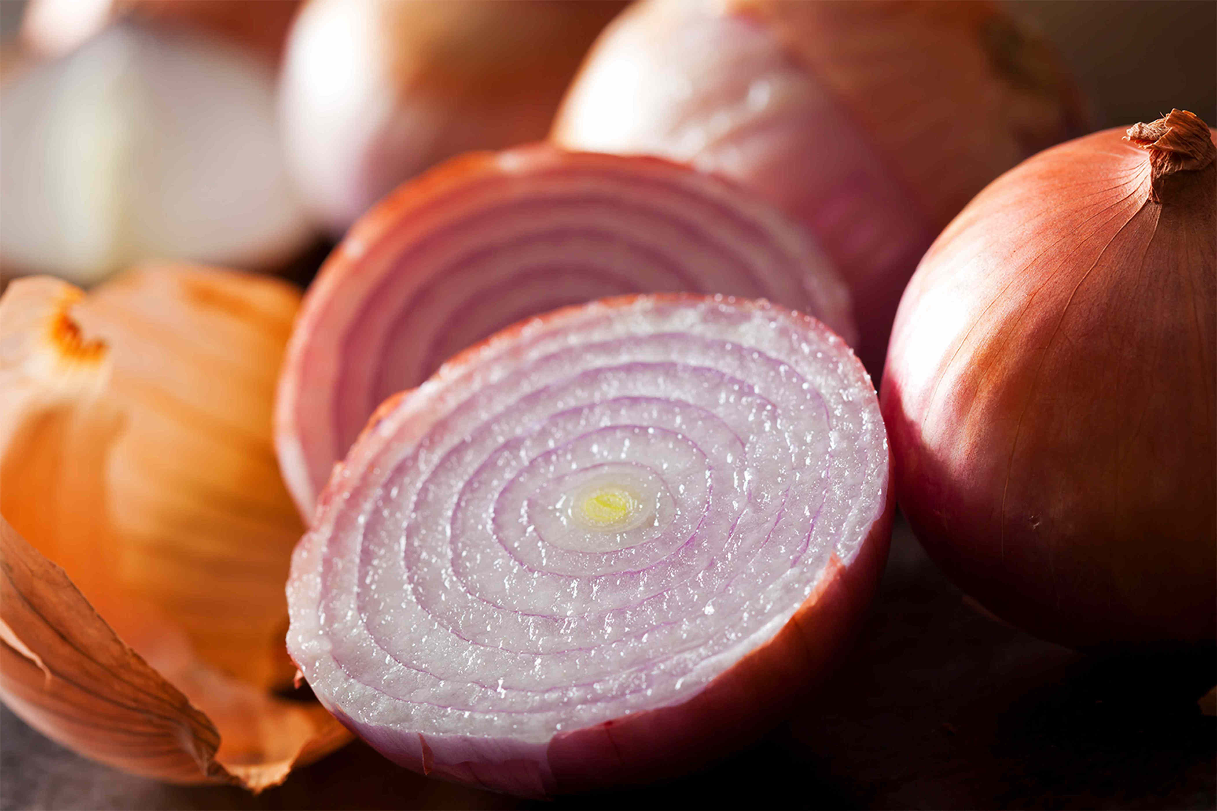 These Clever Containers Keep Onions Fresh for ‘Weeks’ With ‘No Odor’