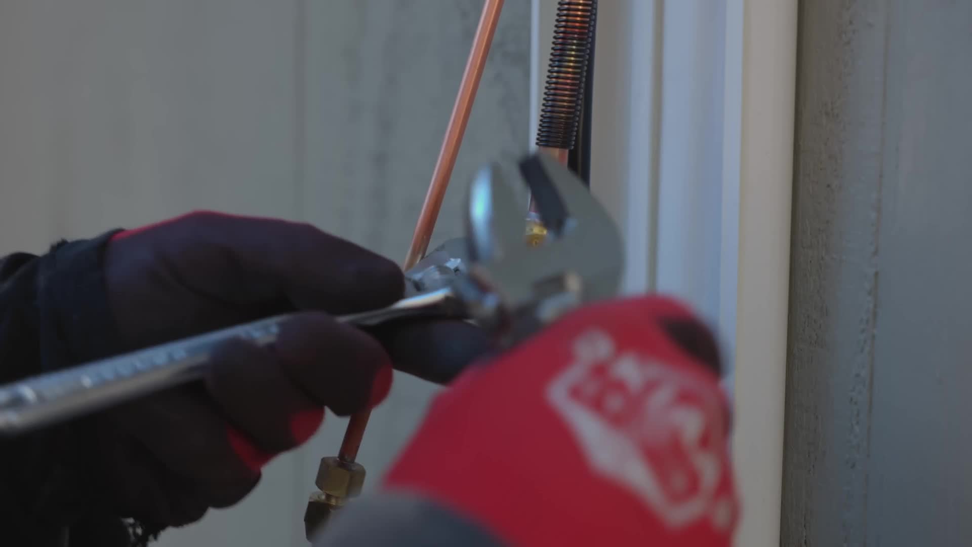 Ultra efficient heating & AC! DIY-friendly 2-zone ductless mini split