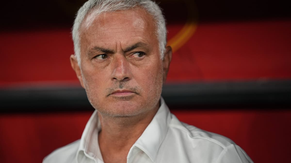 Florentino Perez's plan is to bring Mourinho back to Real Madrid