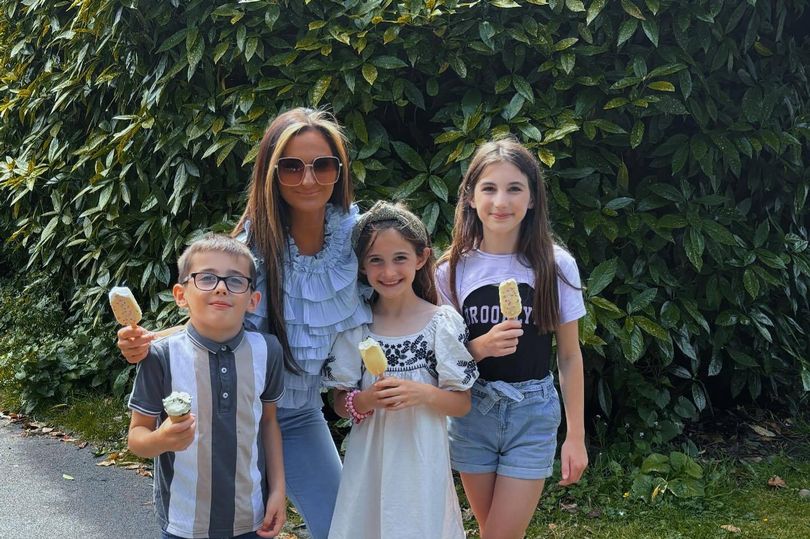 22 Kids and Counting fans sobbing after star issues emotional family ...