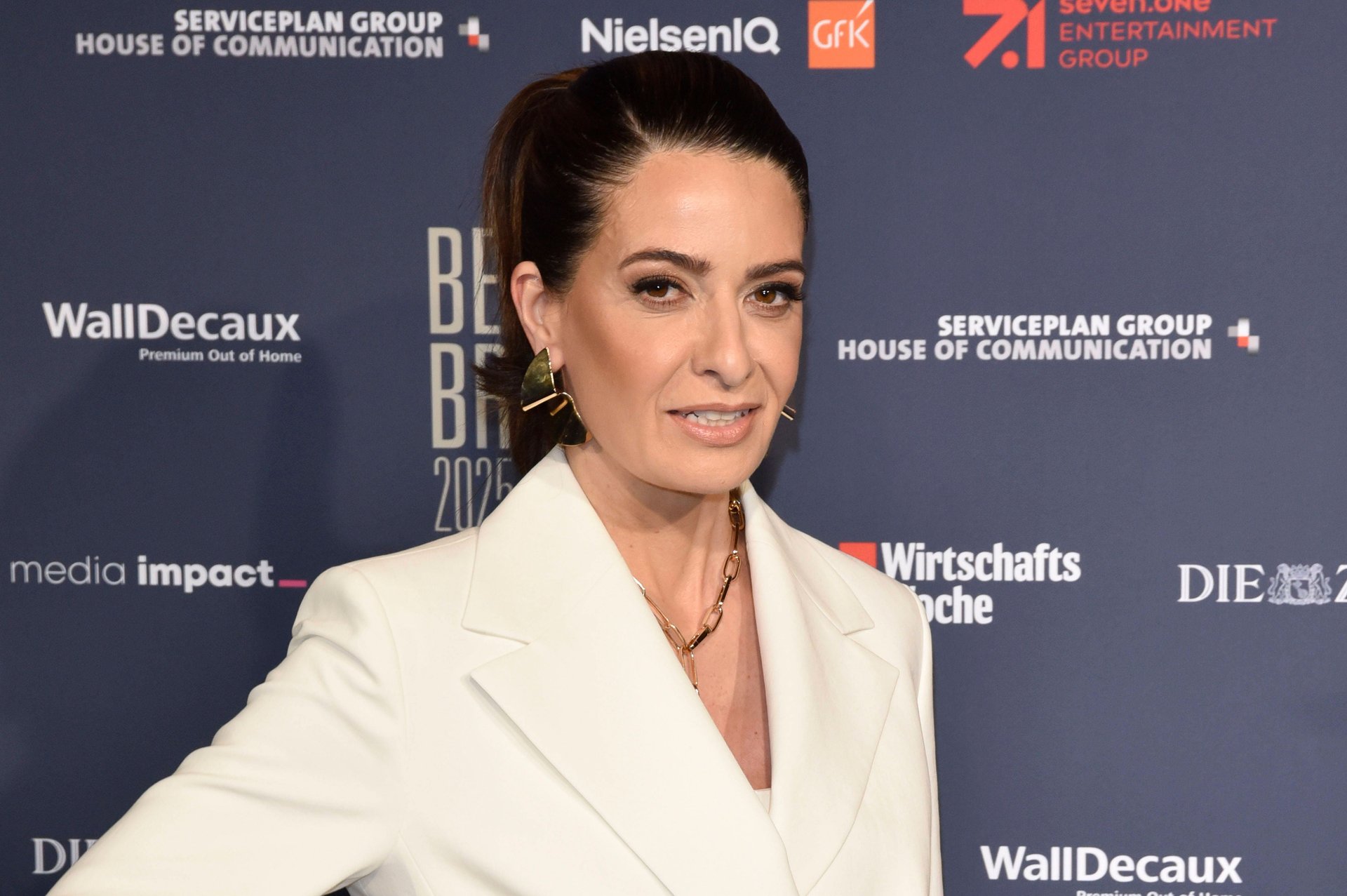 Linda Zervakis: Wer ist der Mann der Moderatorin?