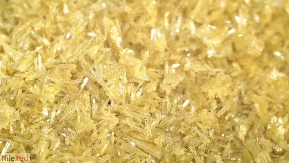 The Science of Pulling Out What Makes Black Pepper Hot