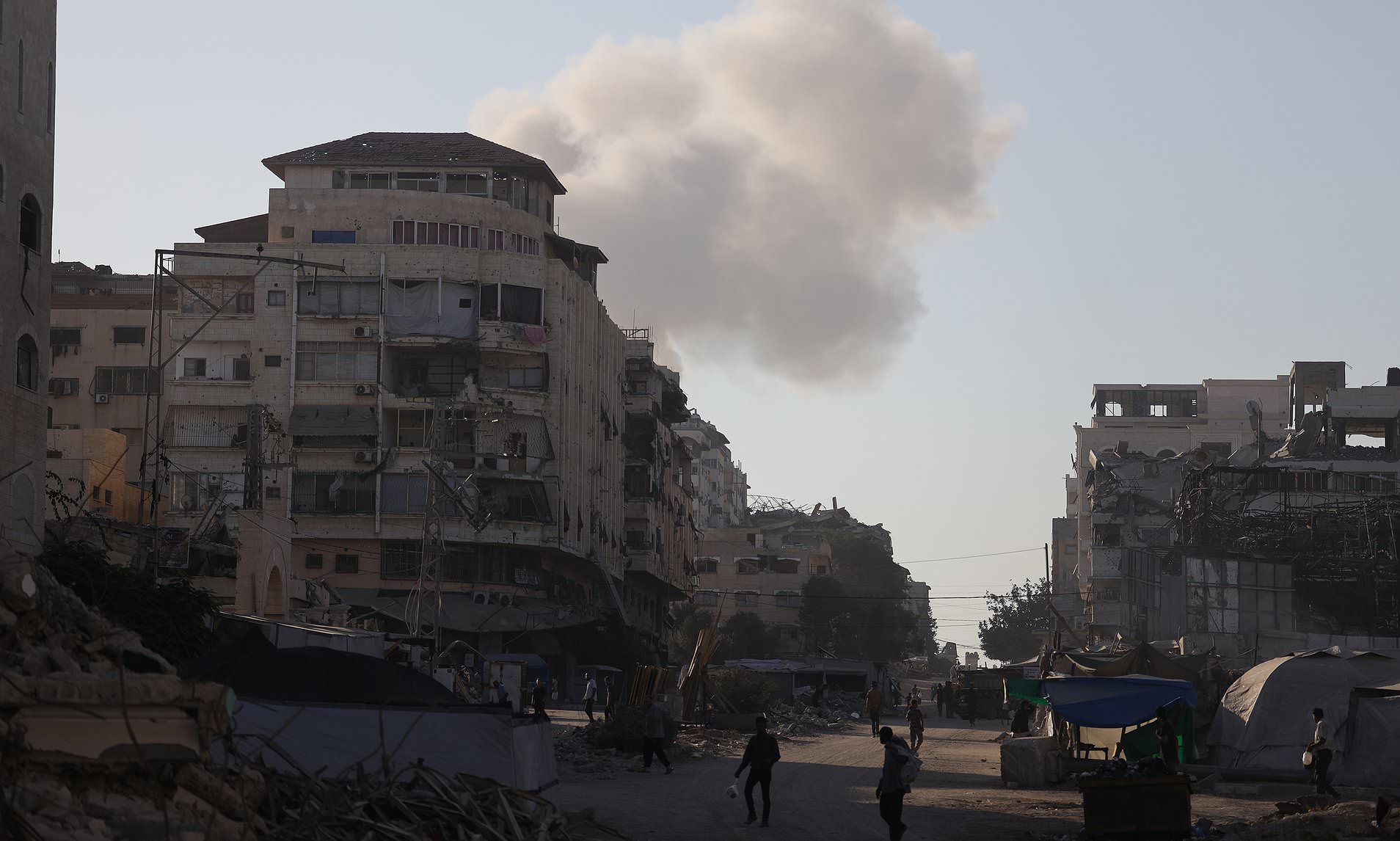 IDF ends 'tactical pause' in Gaza City and declares it 'a dangerous ...