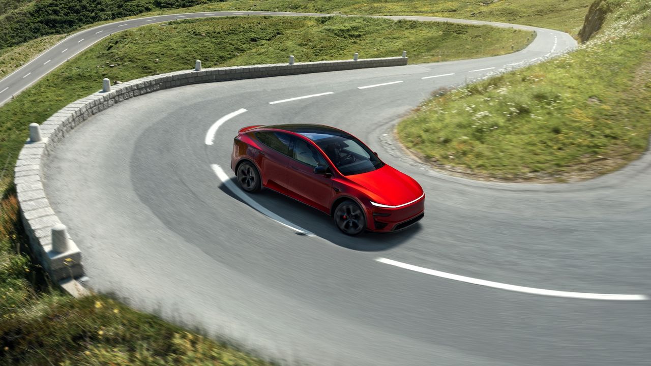 Tesla takes the wraps off its Model Y Performance – a family SUV that’s ...