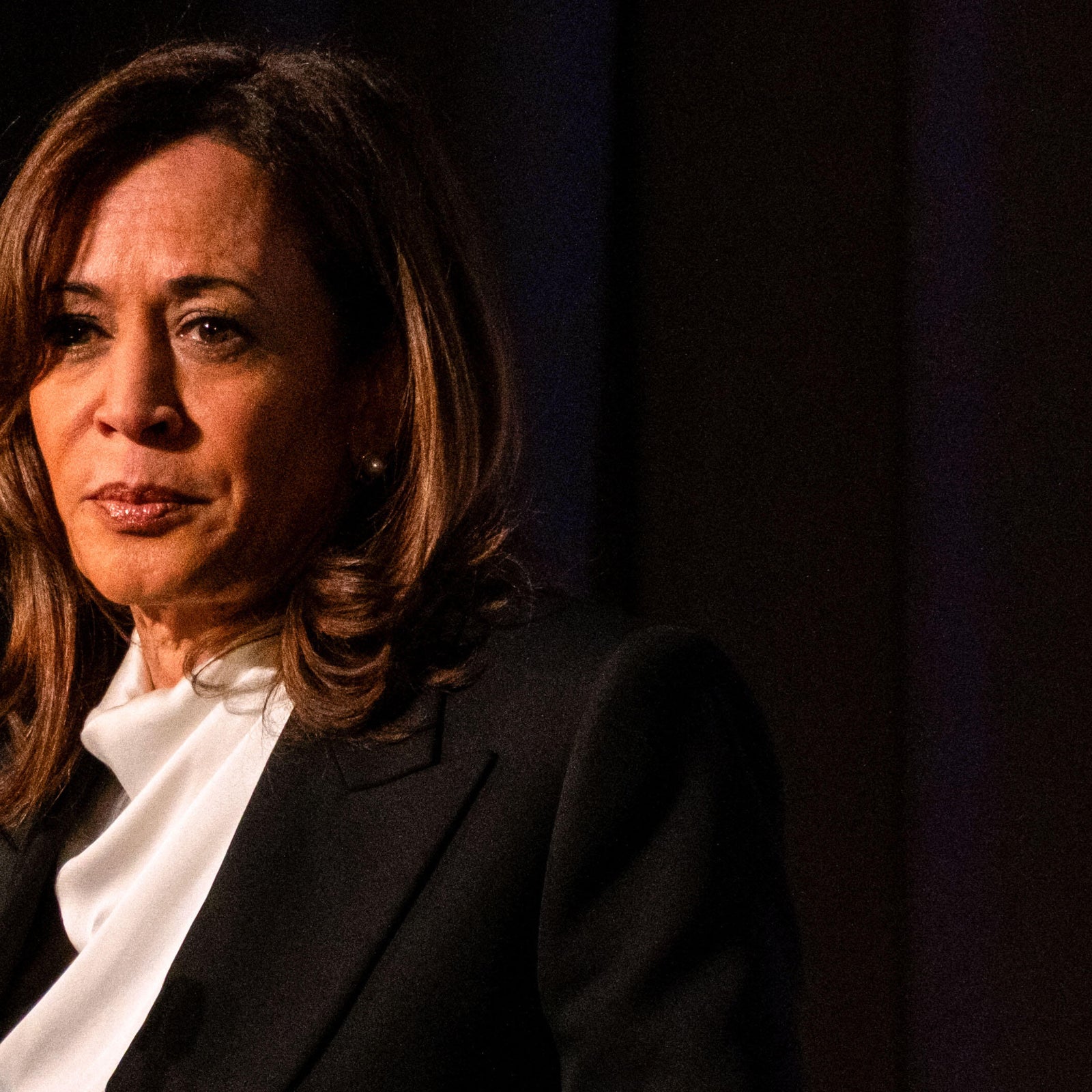 Trump revokes Kamala Harris' Secret Service protection