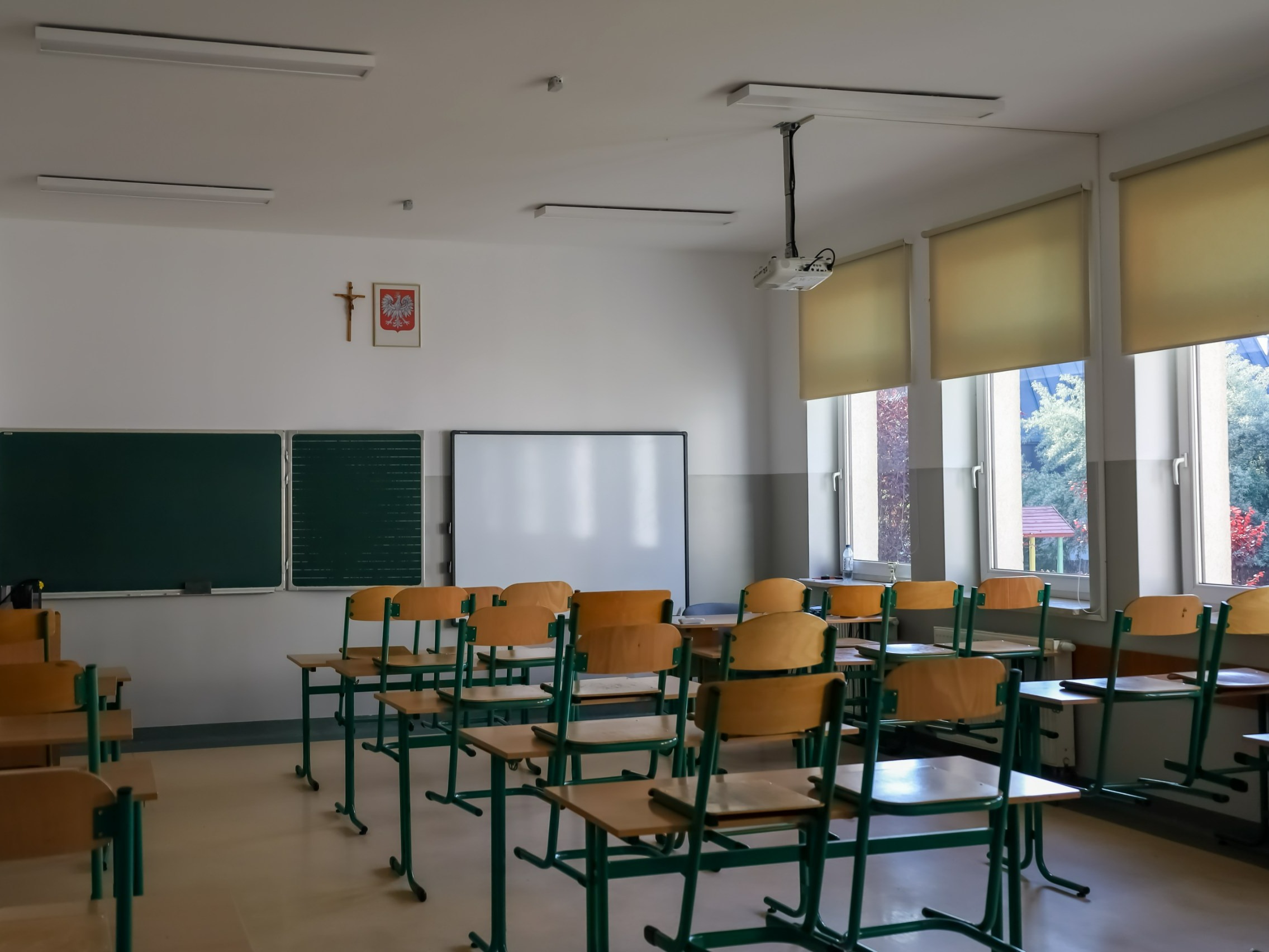 MEN z apelem do nauczycieli i uczniów. Chodzi o symboliczną akcję w ...