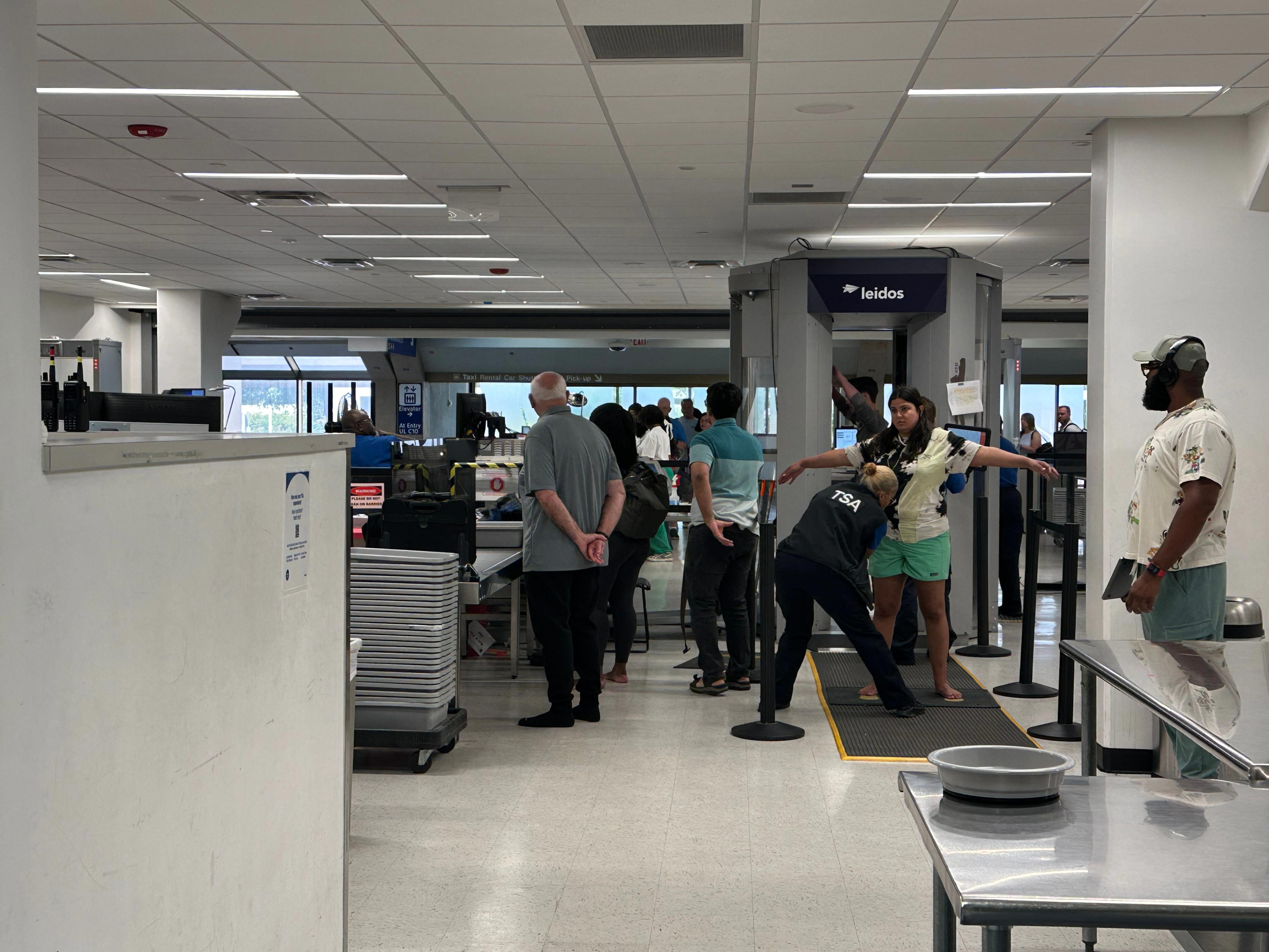 TSA needs you to do this if you’re traveling this weekend