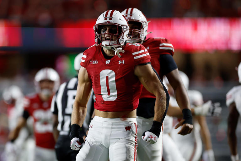 Ohio State to add Wisconsin transfer linebacker Christian Alliegro