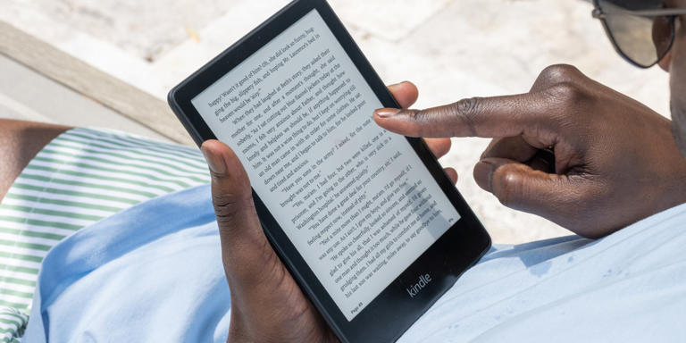 Colorsoft? Paperwhite? Scribe? Here's how to choose the right Kindle ...