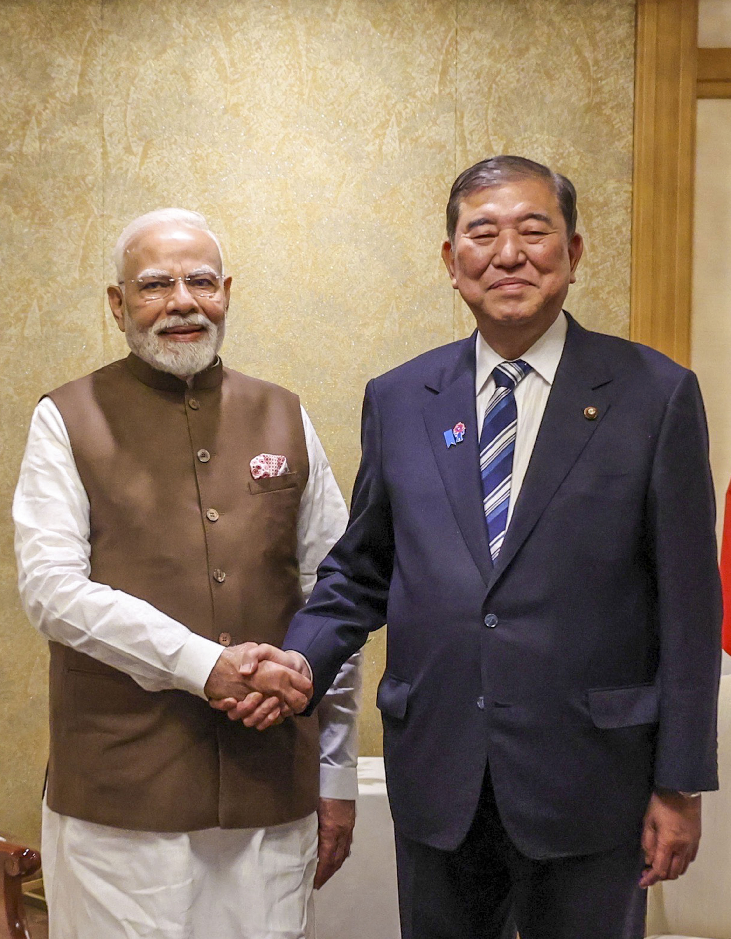 Amid China's military muscle flexing, India and Japan resolve to expand ...