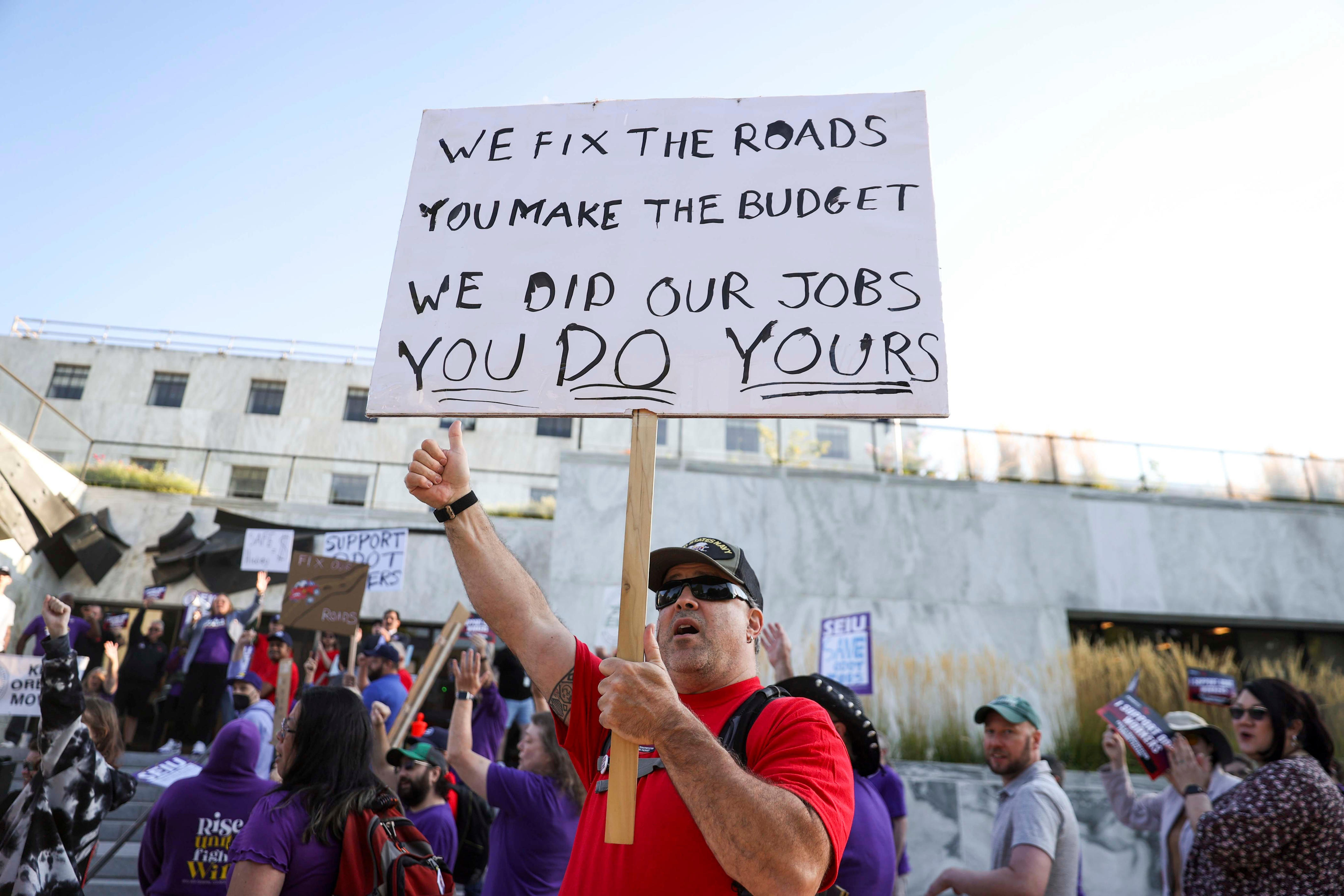 Live updates: Day 2 of the Oregon Legislature's special session