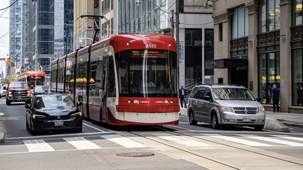 Toronto drivers could be fined $190 for breaking this rule during rush ...