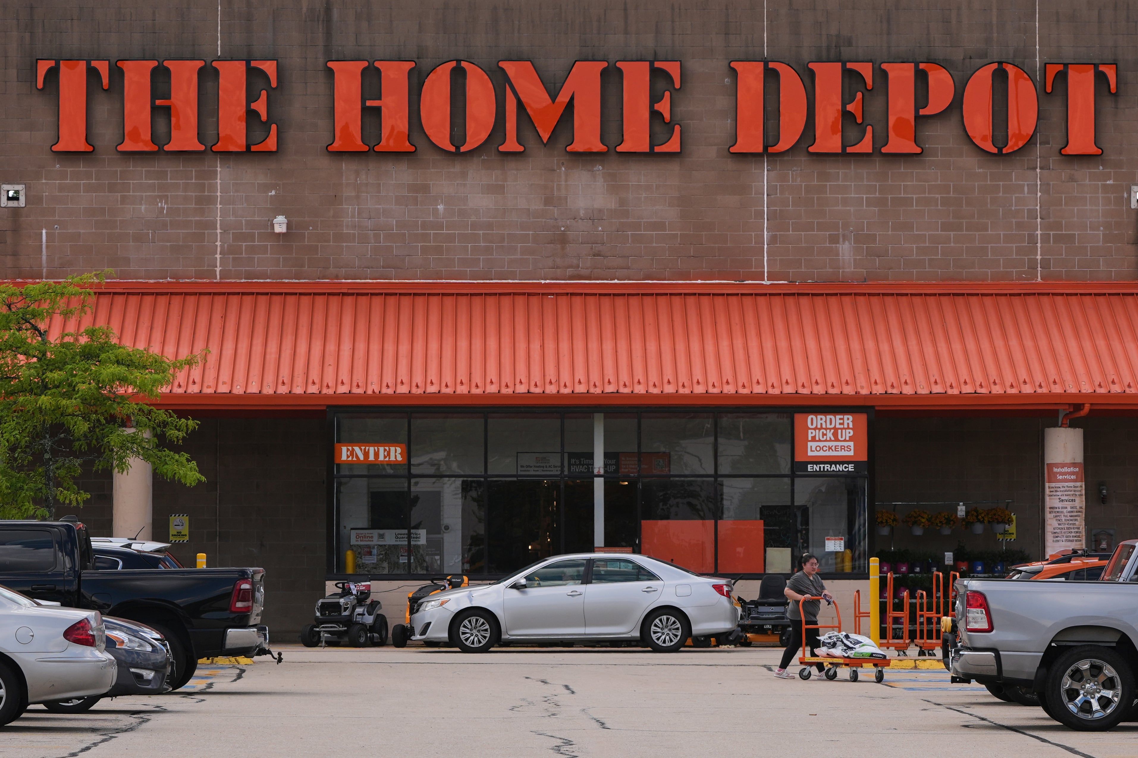 Home Depot multibillion-dollar merger with Canadian building supply ...
