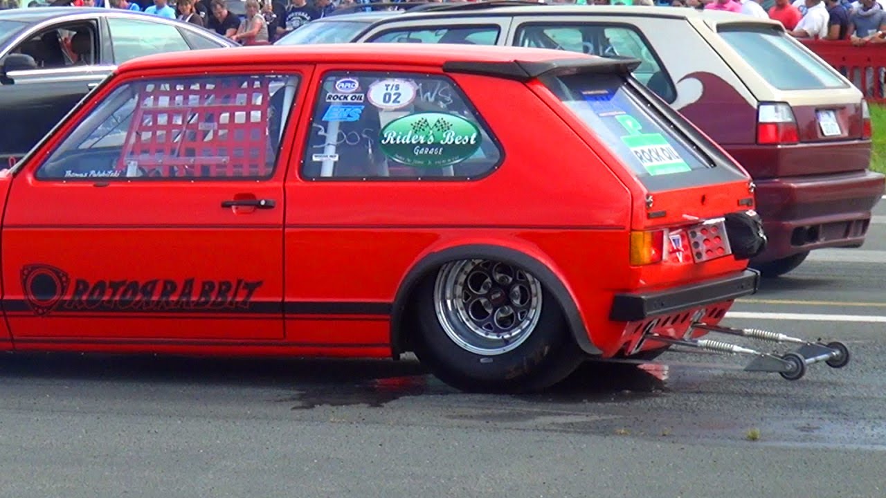 VW Golf 1 vs Golf 2 1/4 Mile & Burnout