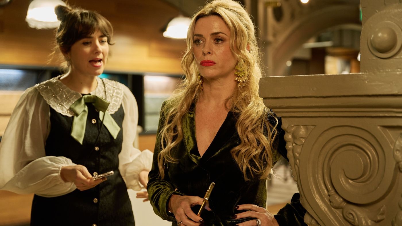 Obsessed with Fran’s style? Here’s where to shop Eve Myles’ clothes ...