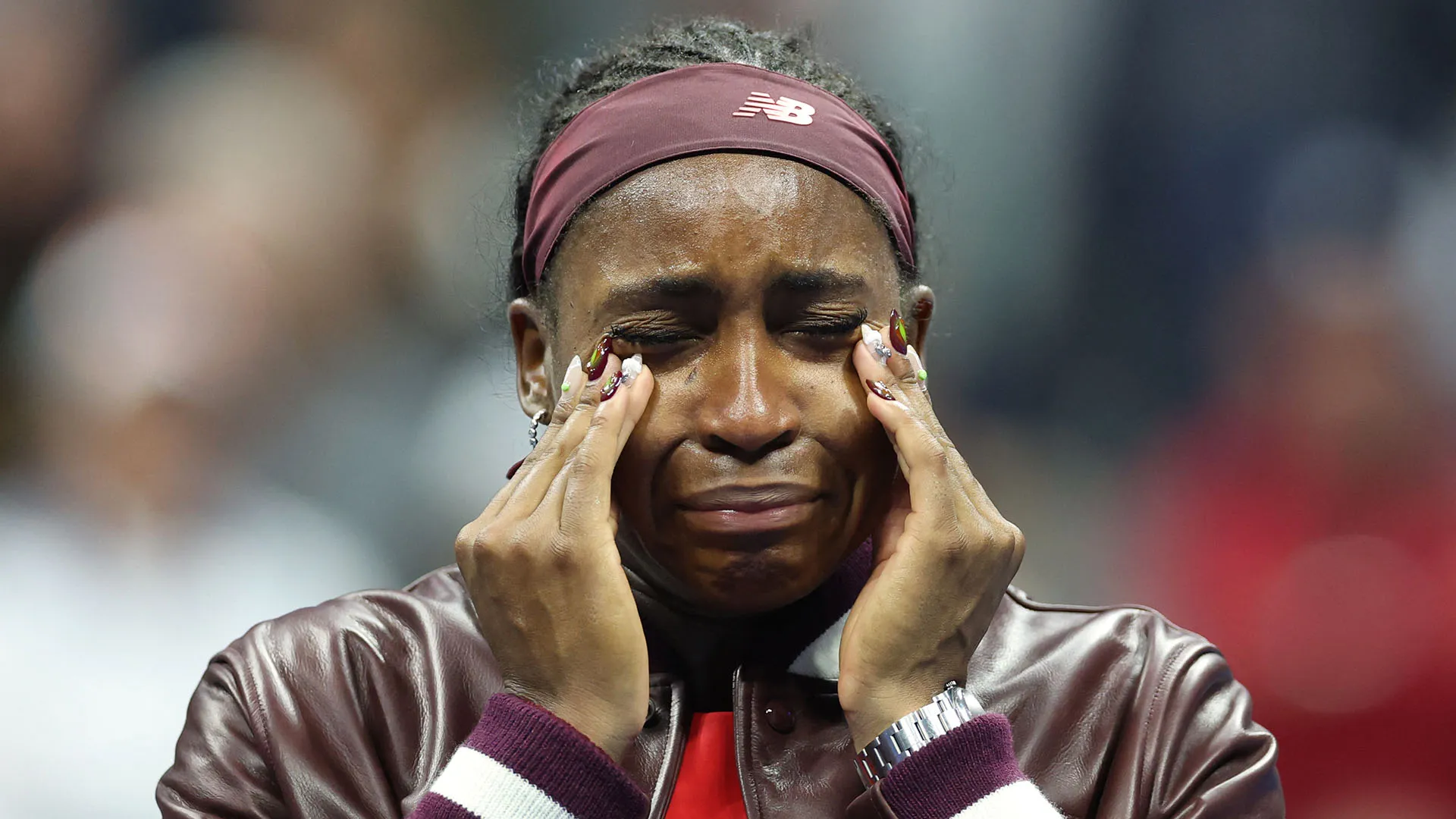 Dramatische wedstrijd, Coco Gauff barst twee keer in tranen uit: de foto's