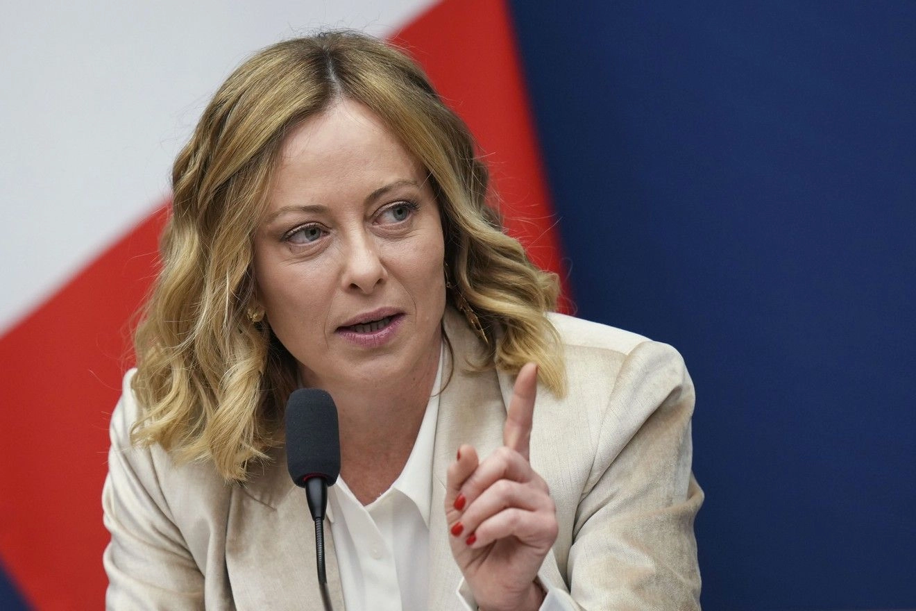 Ιταλία για Βενεζουέλα: Η εξωτερική στρατιωτική επιχείρηση δεν είναι η ...