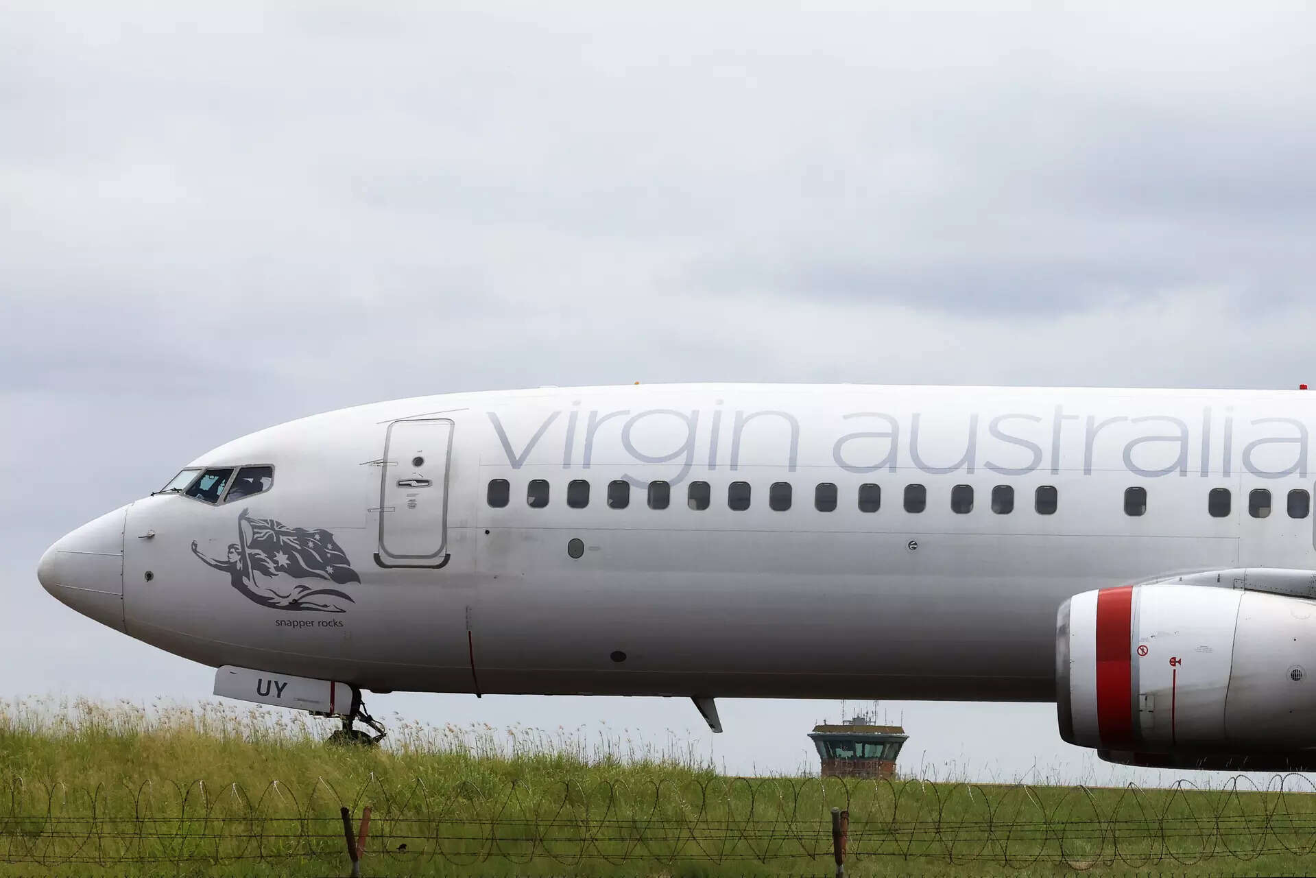 Toilet disaster at 30,000 feet: Virgin Australia passengers forced to ...