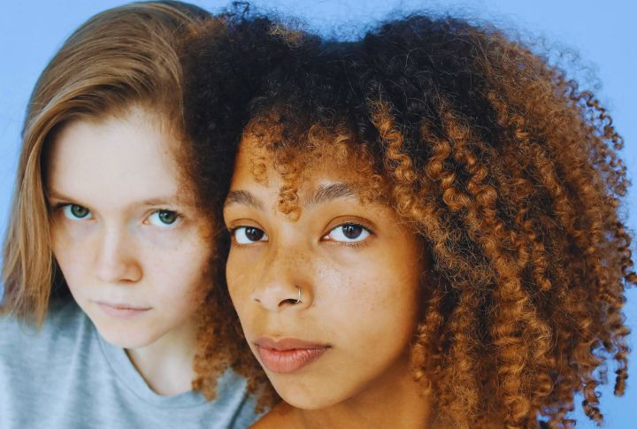 10 Signs A Friend May Not Be As Genuine As You Think