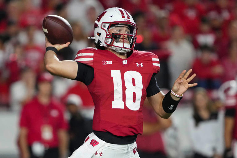 Keys to a decisive Wisconsin football victory over Middle Tennessee State
