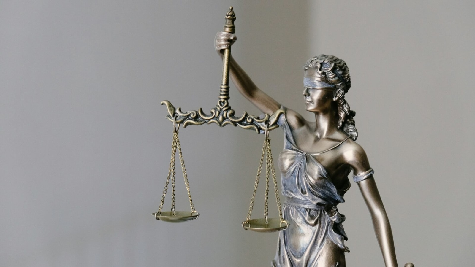 Illinois quick hits: Foreign national indicted for fraud; Chicago ...