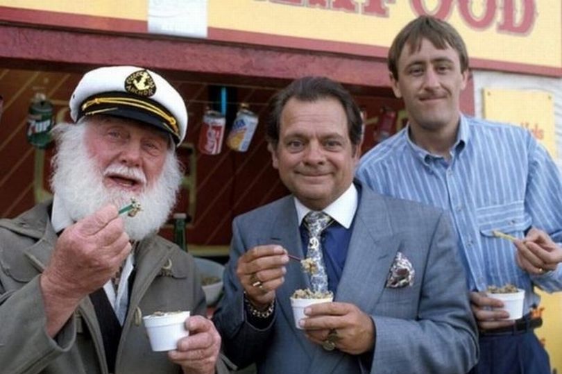 Only Fools and Horses mega fan completes 400-mile round 'Jolly Boys ...