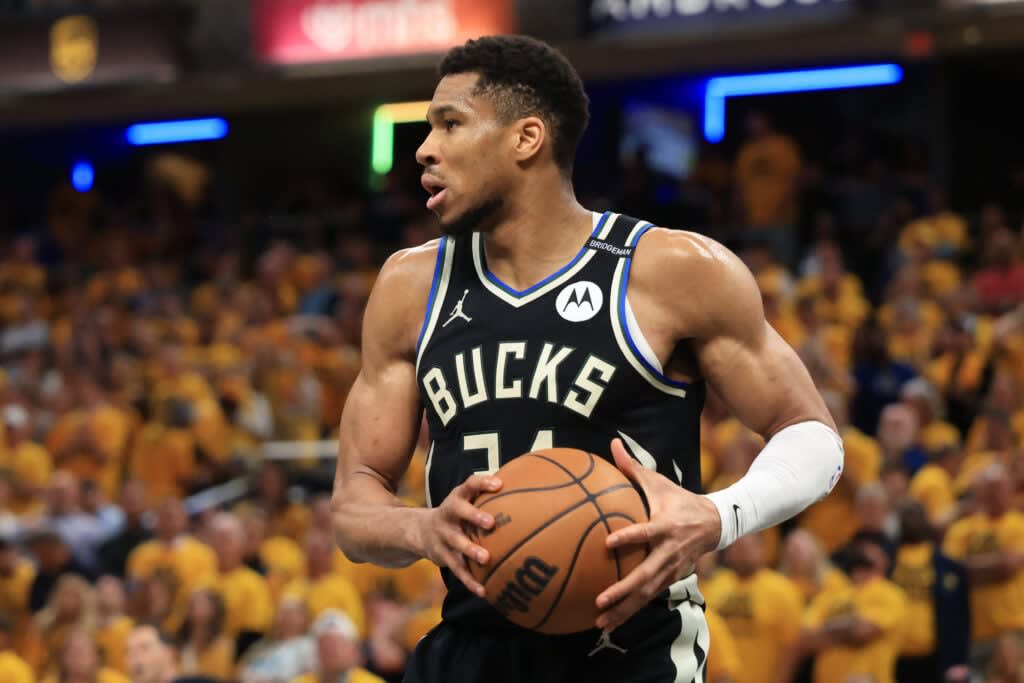 Darvin Ham says Bucks need to follow Greece’s lead with Giannis ...