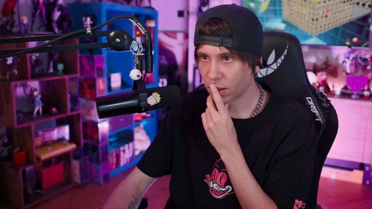 Rubius flipa con la atracción de feria temática de Fortnite que utiliza ...