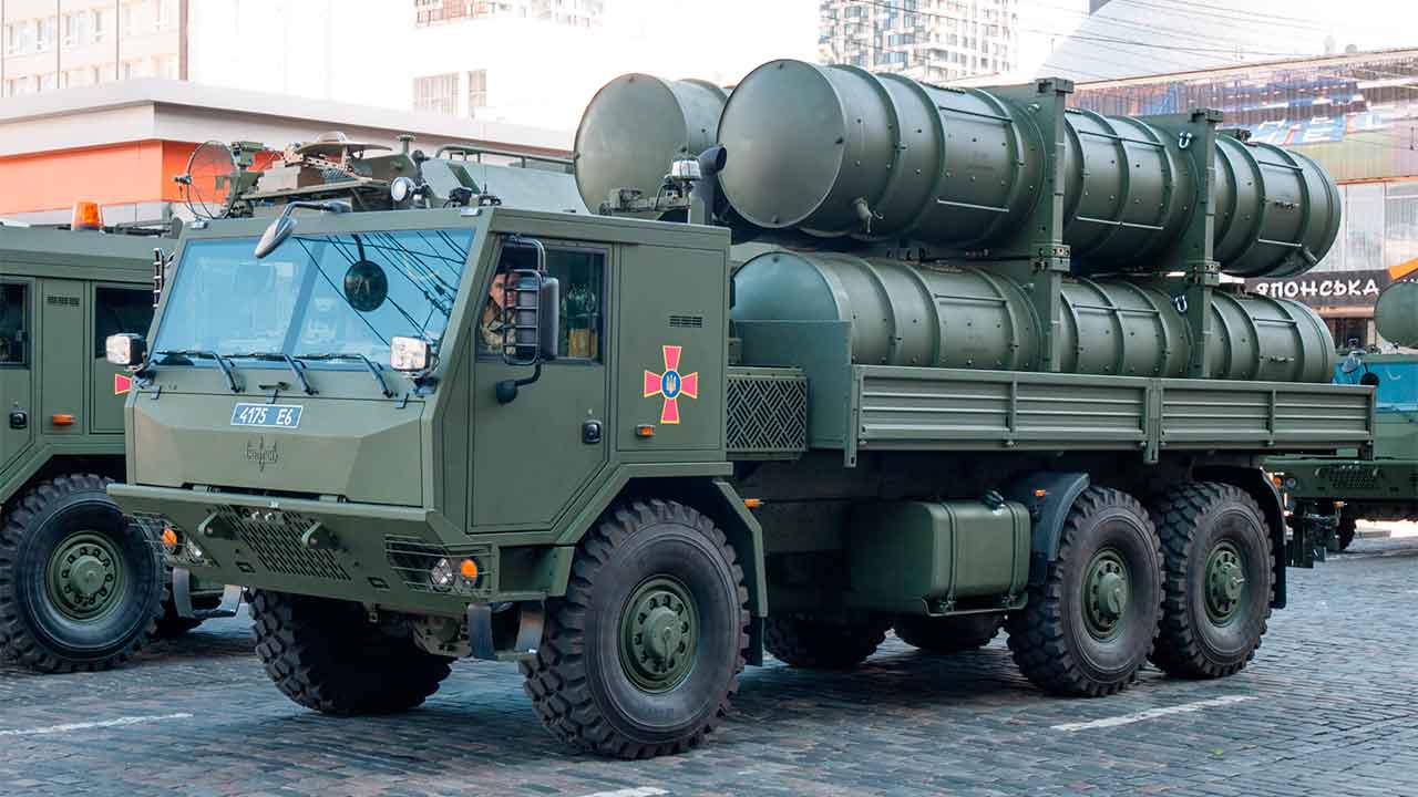 Video: Russia strikes Ukrainian Neptune missile launcher in Zaporizhzhia