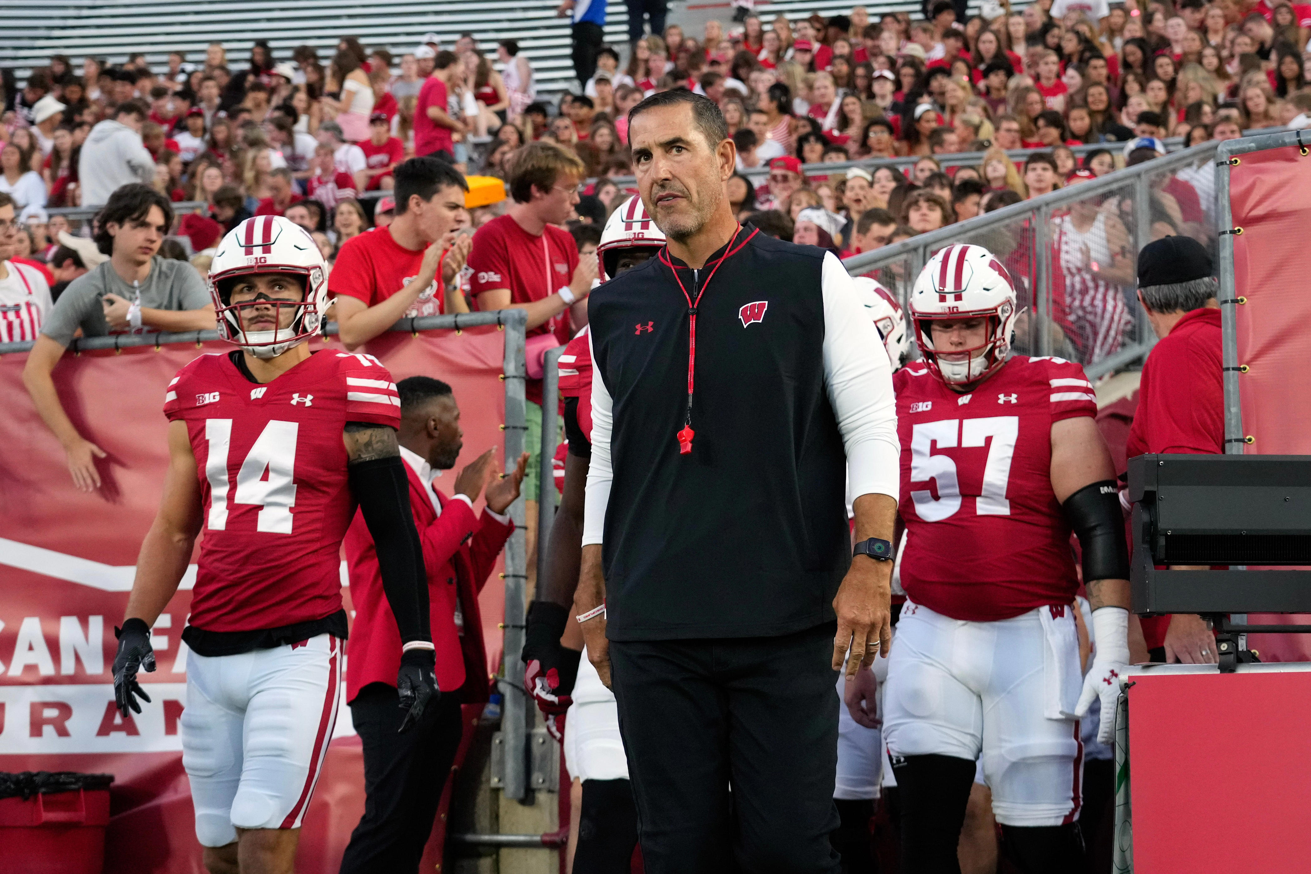TV channel, kickoff time for Wisconsin football vs. Middle Tennessee ...