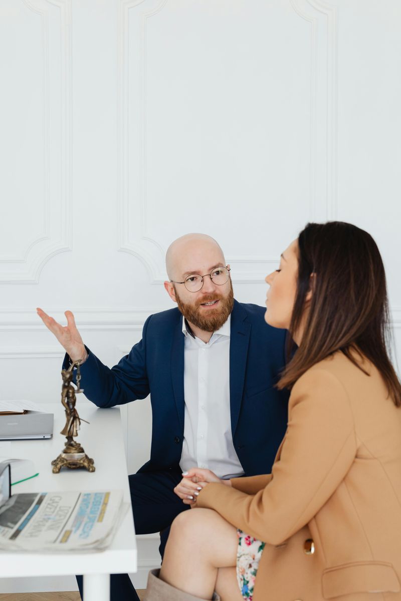 14 Gaslighting Phrases Narcissists Use When You're About to Catch Them
