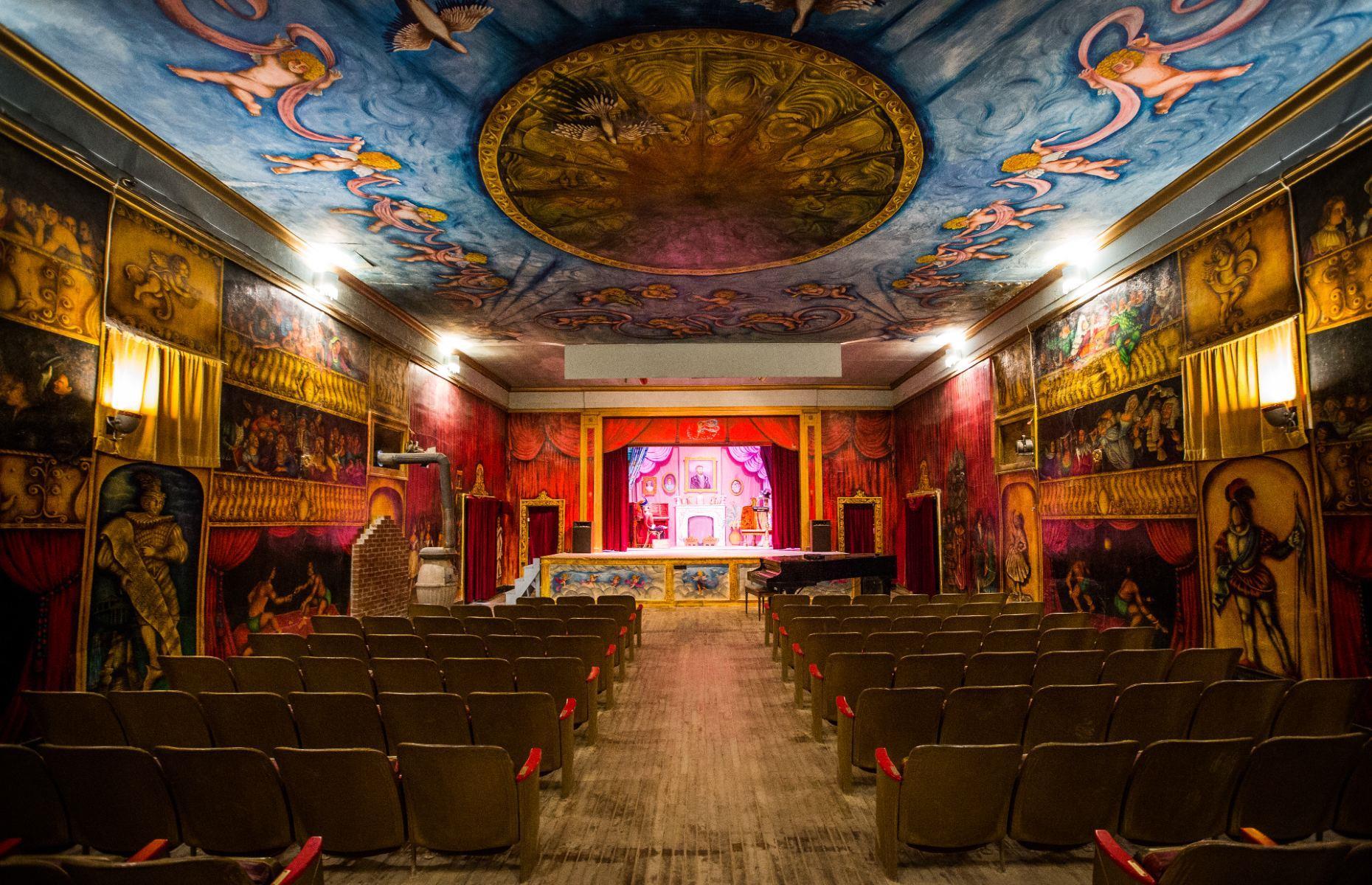 Beautiful opera houses in the US and around the world