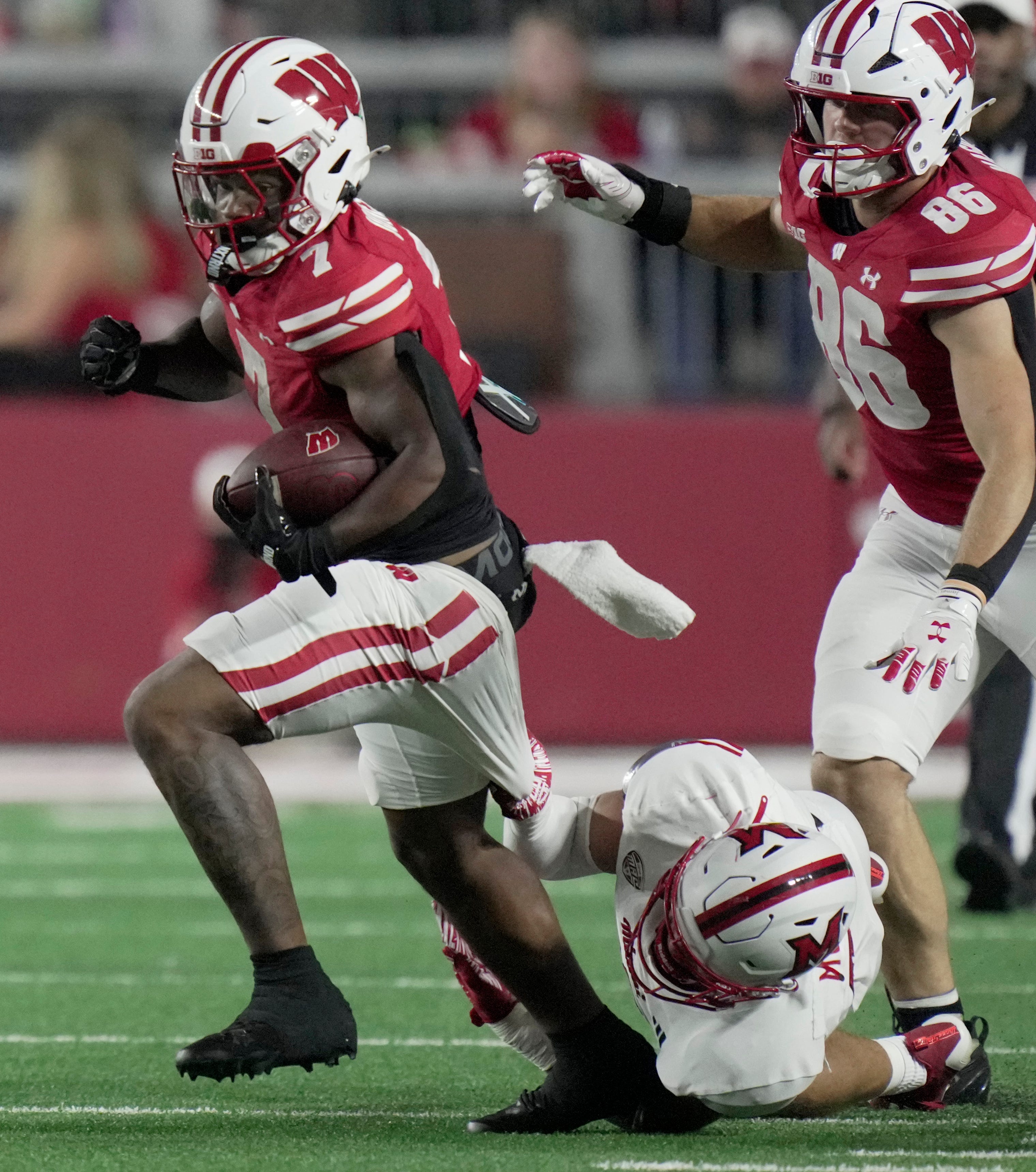 Will Dilin Jones have an impact for LSU football? How transfer portal ...