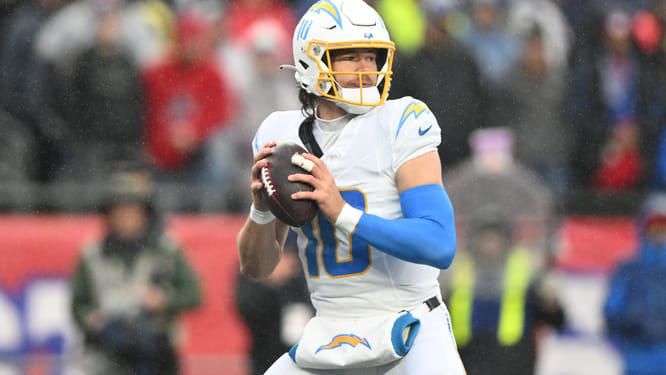 2025 NFL QB Rankings: Josh Allen and Daniel Jones Shine in Week 1