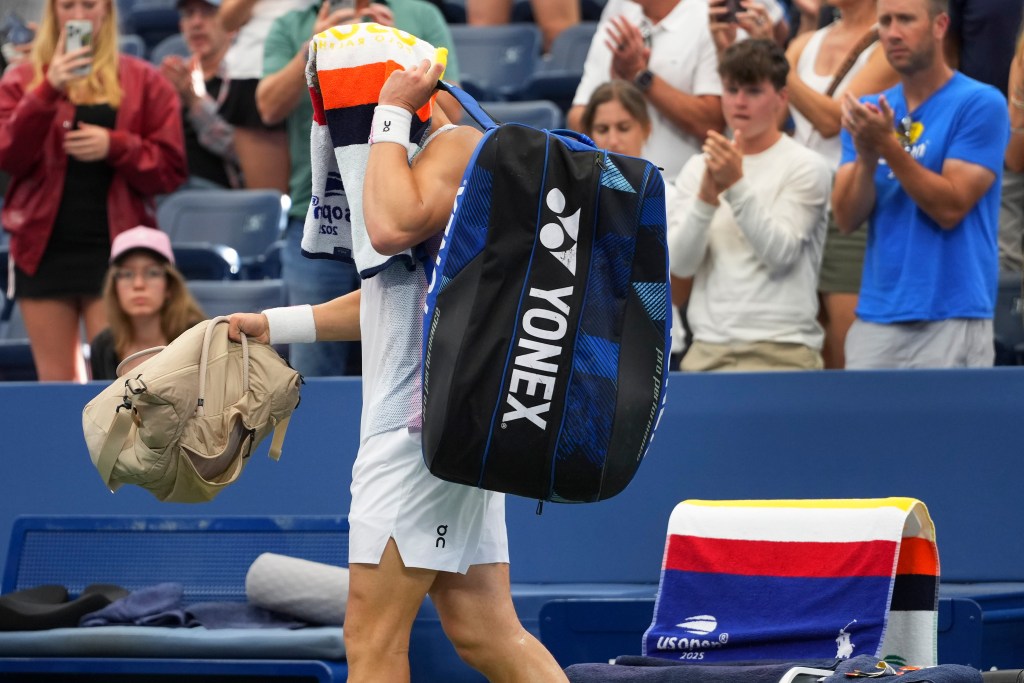 Ben Shelton retires from third-round match with injury in US Open crusher