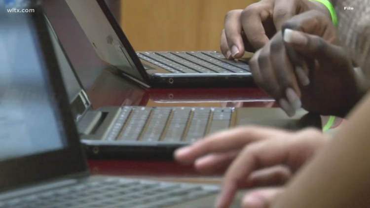 Richland One laptop shortage leaves students waiting weeks into school year