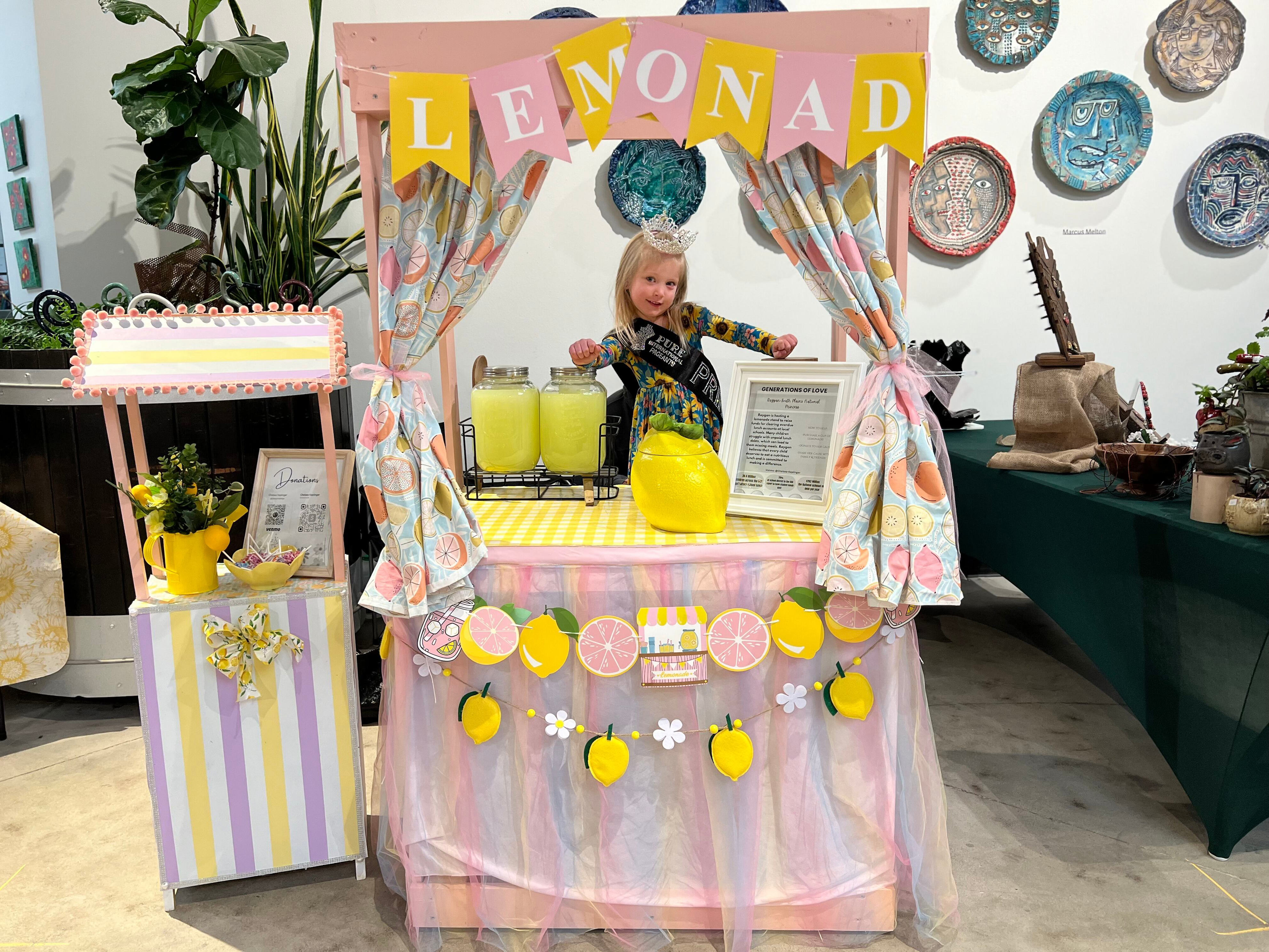 Ready to serve: Young girl uses lemonade stand to support Amarillo schools