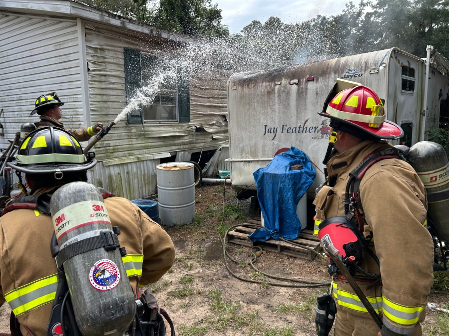 2 displaced in second Burton fire in 2 days